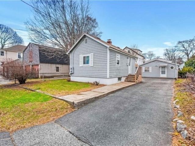 Steere Ave, North Providence, Home For Sale