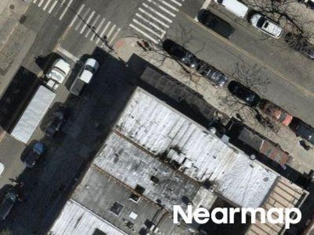 Steinway St