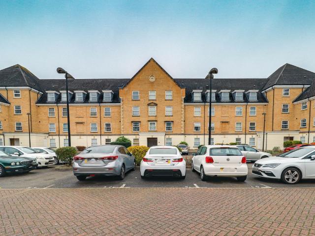 Stelle Way, Glenfield, Leicester LE3, 2 bed flat to rent, £975 pcm | PrimeLocation