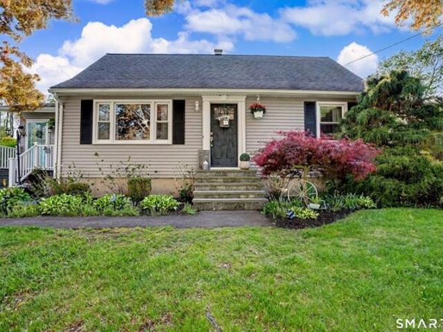 Stendahl Dr, Shelton, Home For Sale