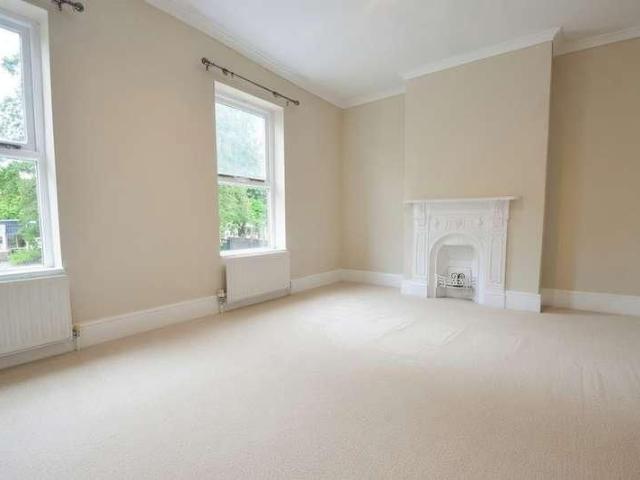 Stepgates, Chertsey, KT16