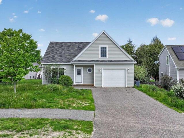 Stephanie Dr, Gorham, Home For Sale