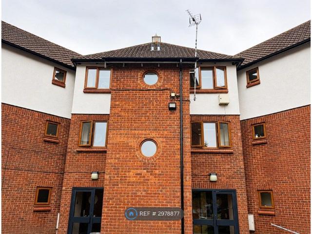 Stephenson Way, Corby NN17, 2 bed flat to rent, £900 pcm | PrimeLocation