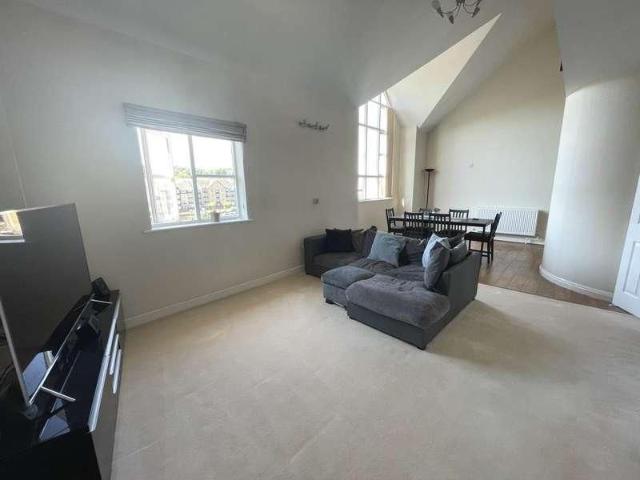 Stephenson Wharf, Hemel Hempstead, HP3