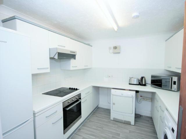 Stepney Green, E1 3LE 3 bed flat to rent £2,900 pcm £669 pw