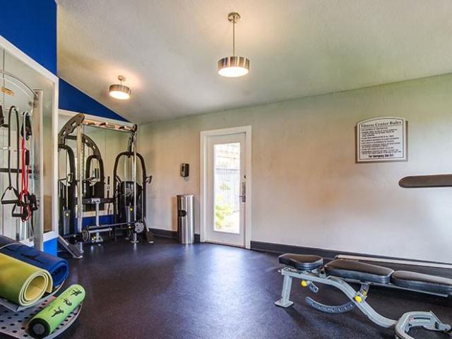 Sterling Bluff Apartments 2 Bedroom Apartment for Rent at 201 W Montgomery Xrd, Savannah, GA 31406 Leeds Gate Colonial Village
