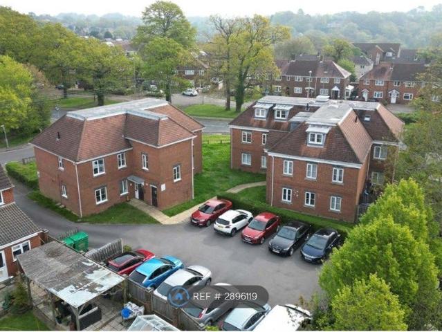Sterling Court, Southampton SO31, 2 bed flat to rent, £1,099 pcm | PrimeLocation