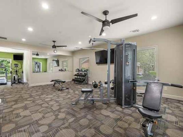 Sterling Glen Apartments 1 Bedroom Apartment for Rent at 1121 Indian Trail Lilburn Rd, Norcross, GA 30093