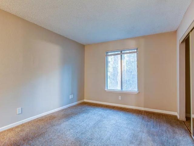Sterling Glen Apartments 1 Bedroom Apartment for Rent at 1121 Indian Trail Lilburn Rd, Norcross, GA 30093