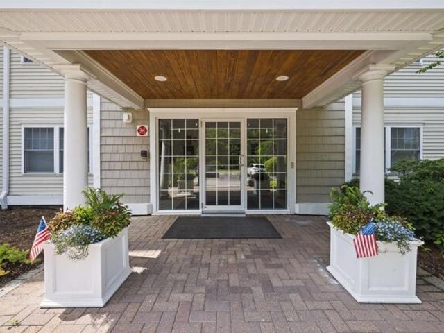 Sterling Hill Ln Apt,exeter, Condo For Sale