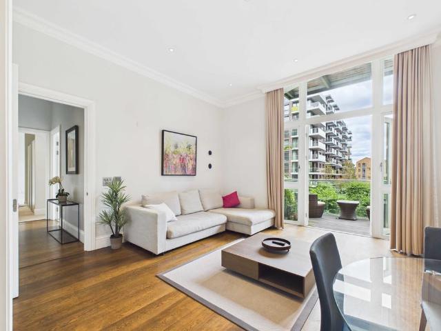 Sterling Mansions, Leman Street 2 bed apartment to rent £3,900 pcm £900 pw