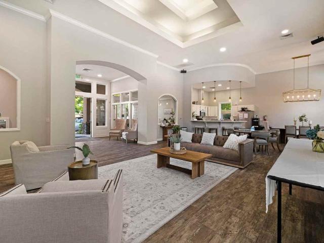 Sterling Oaks Luxury Apartments 2 Bedroom Apartment for Rent at 100 Sterling Oaks Dr, Chico, CA 95928