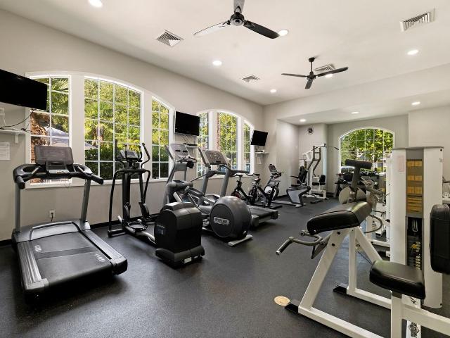 Sterling Oaks Luxury Apartments 2 Bedroom Apartment for Rent at 100 Sterling Oaks Dr, Chico, CA 95928