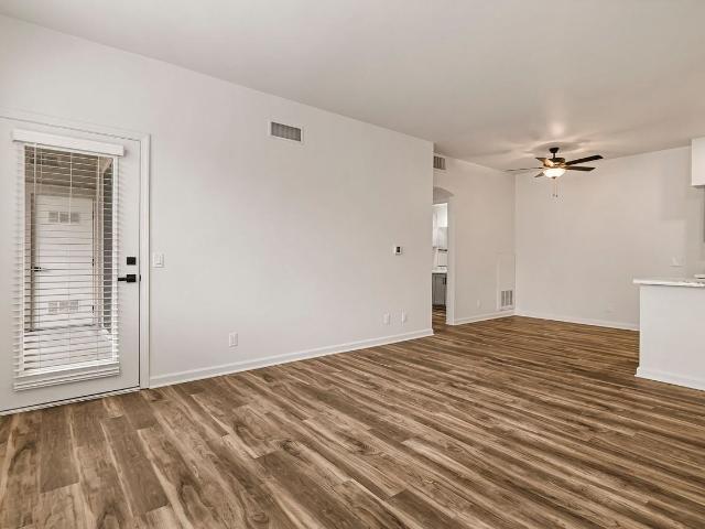 Sterling Oaks Luxury Apartments 3 Bedroom Apartment for Rent at 100 Sterling Oaks Dr, Chico, CA 95928