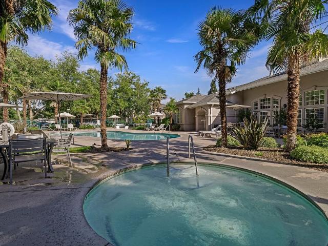 Sterling Oaks Luxury Apartments 3 Bedroom Apartment for Rent at 100 Sterling Oaks Dr, Chico, CA 95928