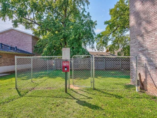 Sterling Park 2 Bedroom Apartment for Rent at 1616 Alameda St, Norman, OK 73071