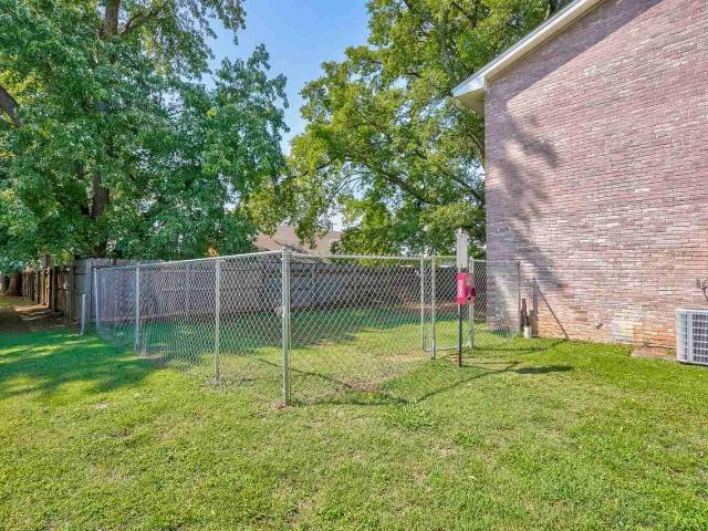Sterling Park 2 Bedroom Apartment for Rent at 1616 Alameda St, Norman, OK 73071