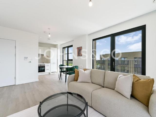 Sterling Place, New Malden, London, KT3 1 bed apartment to rent £1,746 pcm £403 pw