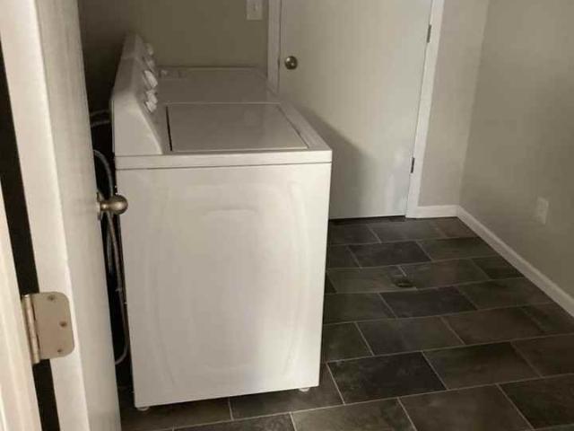 Sterling Price Condominiums 2 Bedroom Apartment for Rent at 204 Cockrell Dr, Moberly, MO 65270