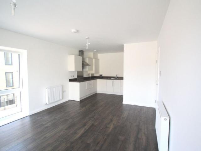Sterling Road, Bexleyheath DA7, 1 bed flat to rent, £1,500 pcm | PrimeLocation