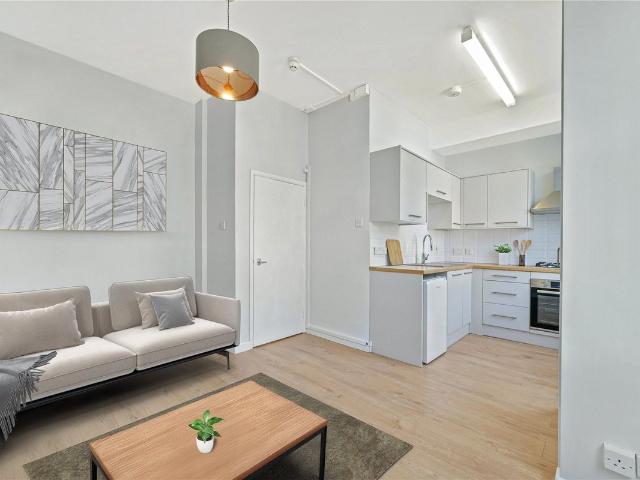 Sterndale Road, London W14, 1 bed flat to rent, £2,000 pcm | PrimeLocation