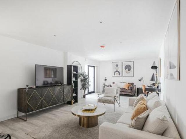 Stiles West, East Rd, 4 Bedroom Duplex