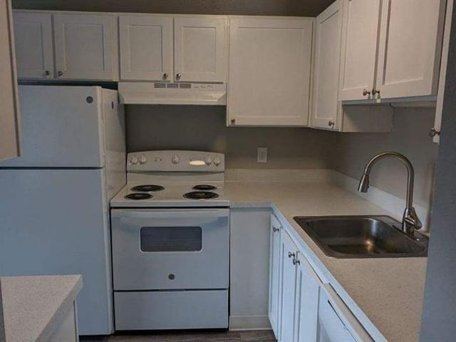 Stillwater Apartments