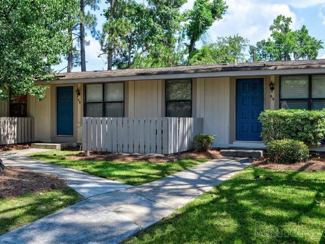 Stillwater Apartments Studio Apartment for Rent at 6815 Waters Ave, Savannah, GA 31406 Oakdale