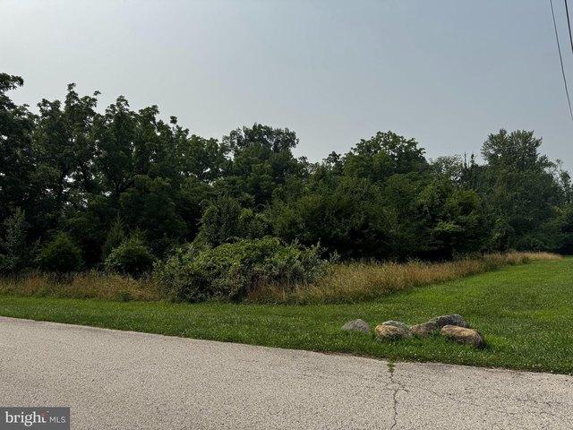 Stinson Ln, West Norriton, PA 19403