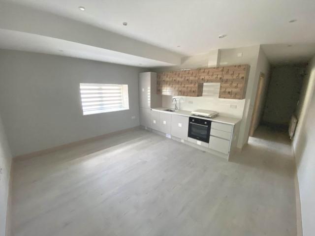 Stirling Way, Borehamwood WD6, 1 bed flat to rent, £1,500 pcm | PrimeLocation