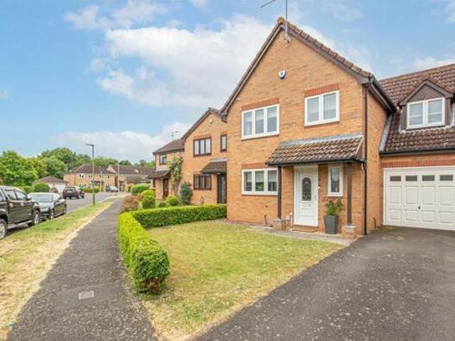 Stirling Way, Welwyn Garden City, 4 Bedroom Link