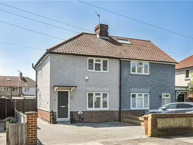Stirling Ackroyd Estate Agents Hospital Bridge Road, Twickenham