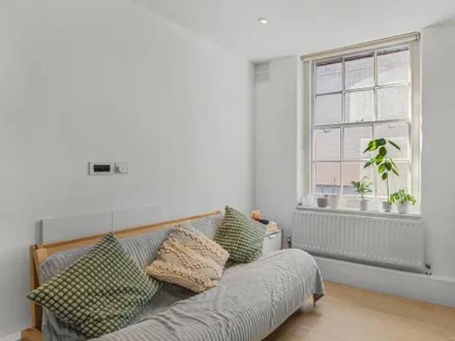 Stirling Court, 29 Tavistock Street, London, WC2E 7NU, United Kingdom | 1 bed apartment for rent #115141778 | Rentberry