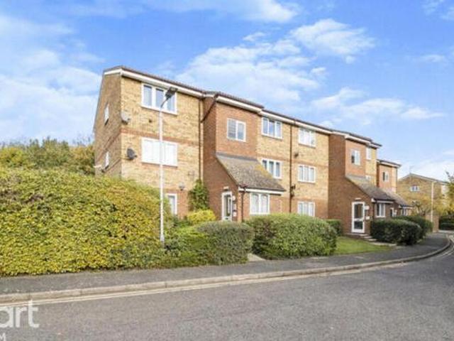 Stirling Close, Rainham, 1 Bedroom Apartment