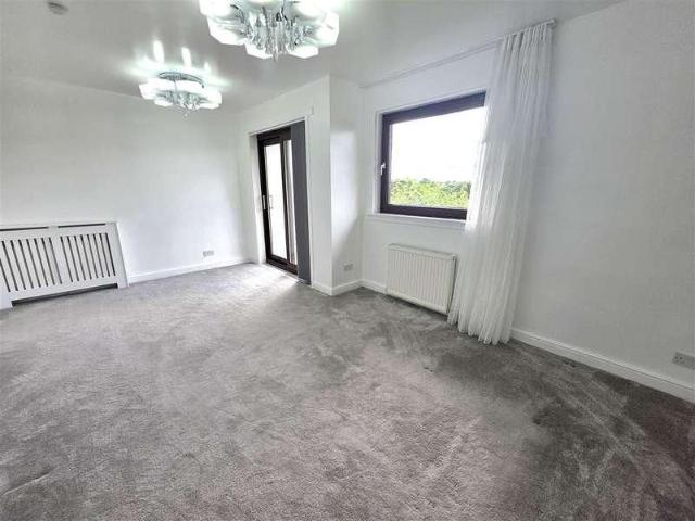 Stirling Drive, East Mains, East Kilbride, G74