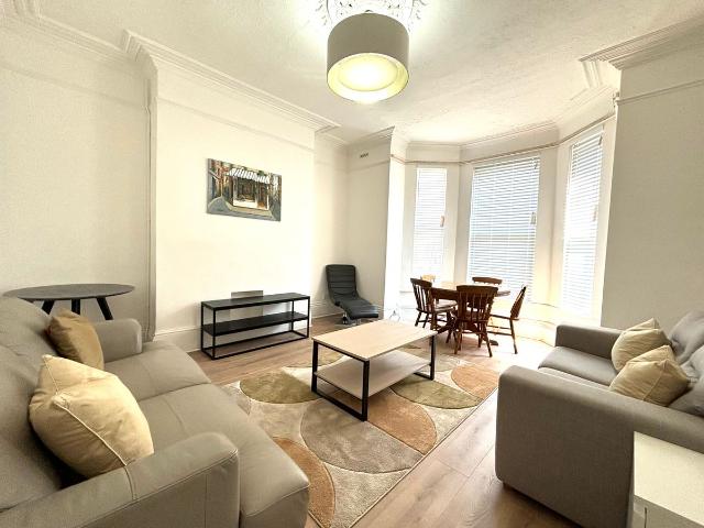 Stirling Road, Birmingham B16, 6 bed terraced house to rent, £495 pcm | PrimeLocation