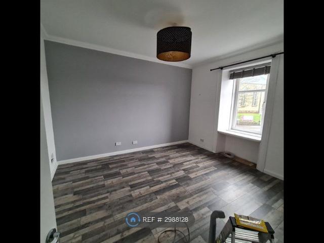 Stirling St, Denny FK6, 4 bed flat to rent, £895 pcm | PrimeLocation