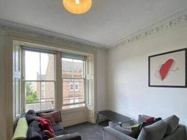 Stirling Street, City Centre, 3 Bedroom Flat