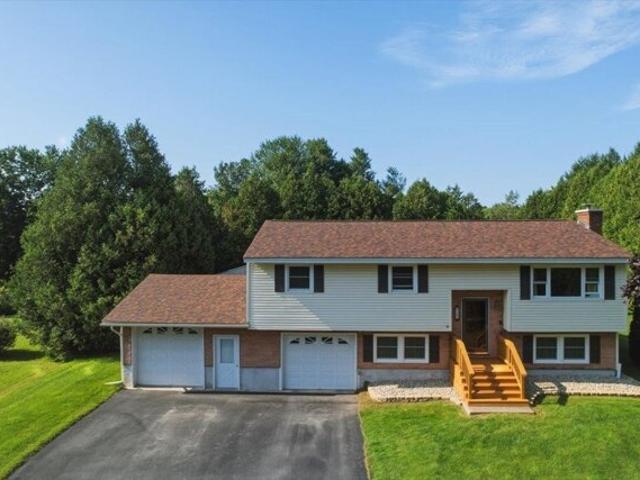 Stirrup Cir, Williston, Home For Sale
