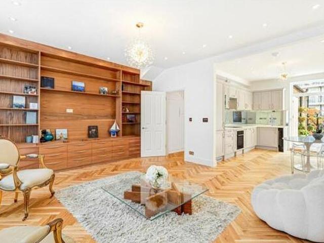 Strutton Ground, Westminster, 4 Bedroom Apartment