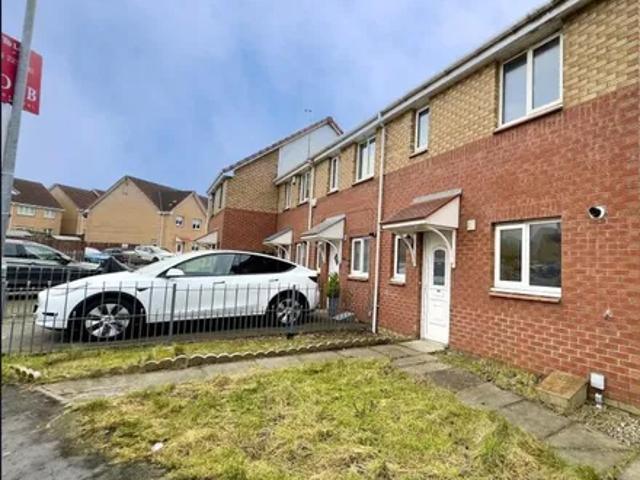 Strachur Crescent, High Possil, Glasgow, G22 6RE, United Kingdom | 3 bed townhouse for rent #140657887 | Rentberry