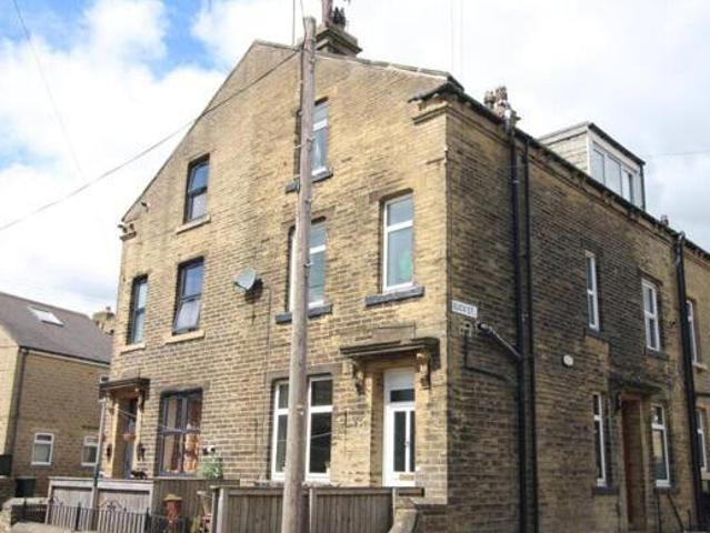 Stradmore Road, Denholme, 4 Bedroom End