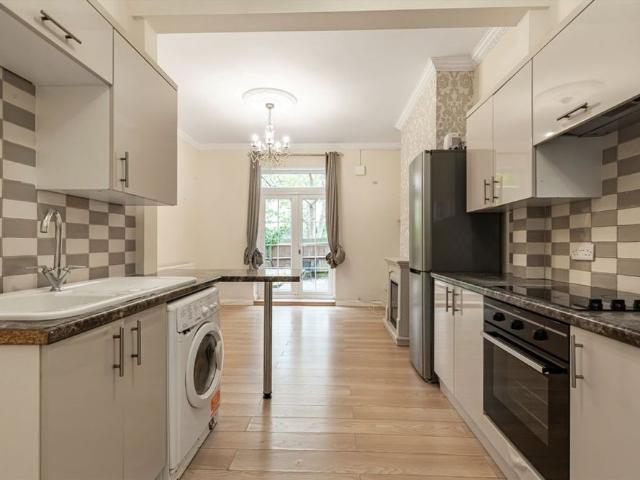 Strafford Road, TW1, London