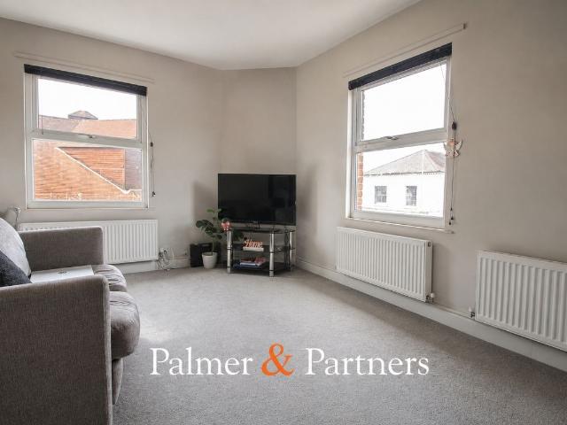 Straight Road, Colchester, Essex CO3, 1 bed flat to rent, £900 pcm | PrimeLocation