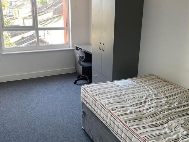 Straits Parade, Fishponds, Bristol