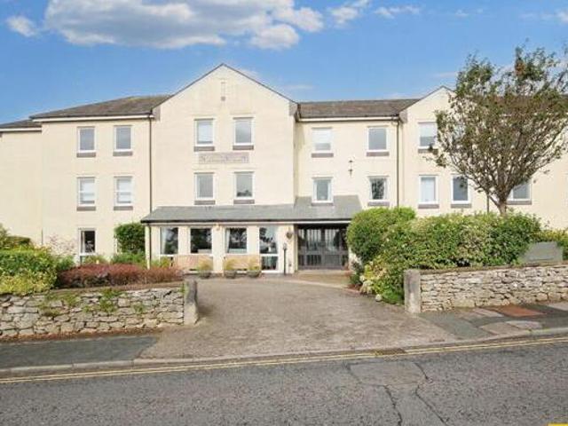 Strand Court, The Esplanade, 1 Bedroom Flat
