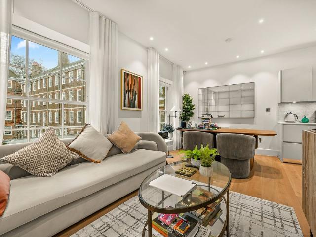 Strand, Covent Garden WC2R, 1 bed flat to rent, £3,900 pcm | PrimeLocation