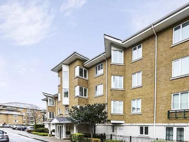 Strand Drive, London, TW9 4DN, United Kingdom | 3 bed apartment for rent #166340332 | Rentberry