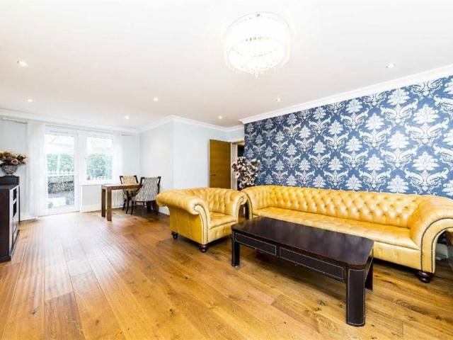 Strand Drive, TW9, London