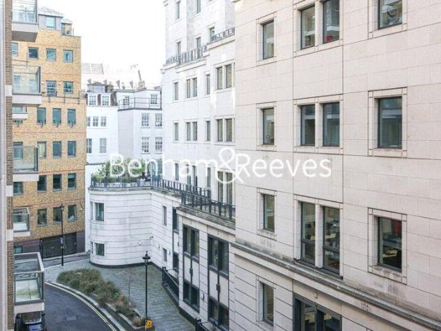 Strand, London, WC2R 1 bed apartment to rent £4,800 pcm £1,108 pw